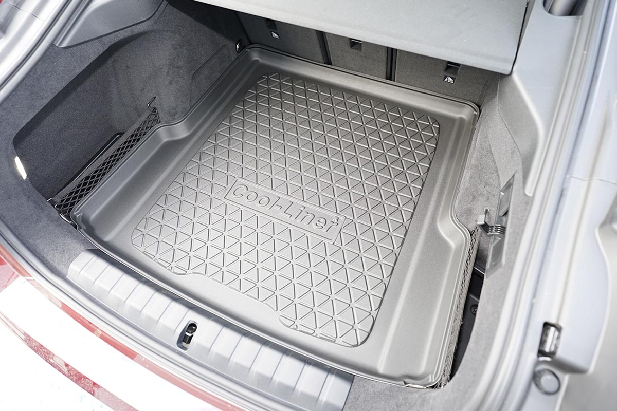 Boot mat BMW i4 (G26) PE/TPE | PetWareShop
