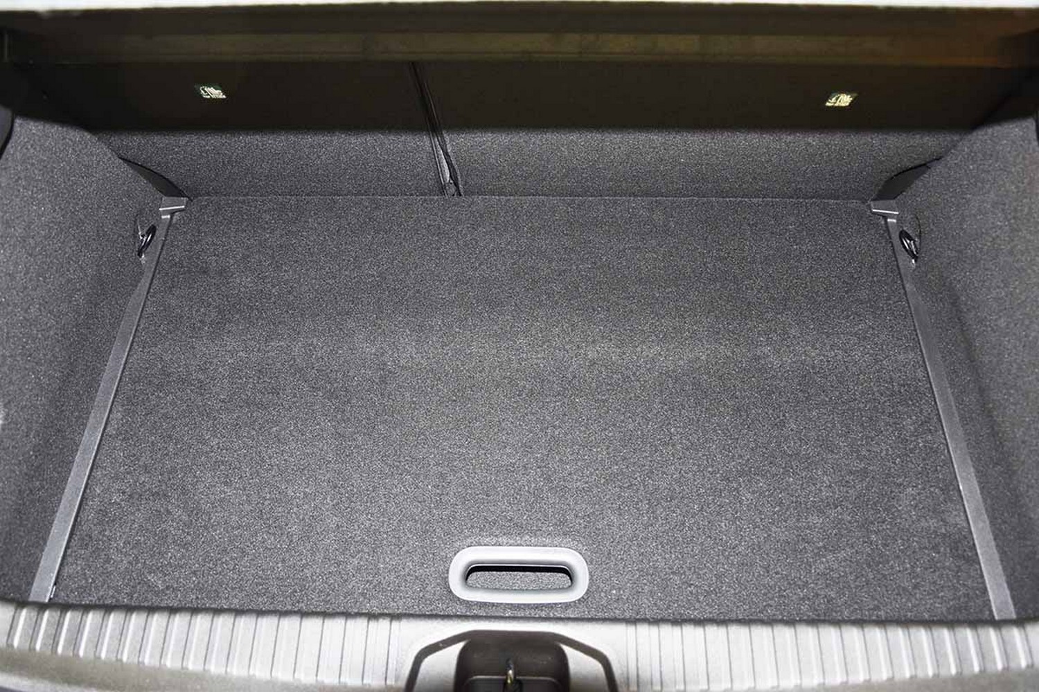 Boot mat Mitsubishi Colt VII PE/TPE | PetWareShop